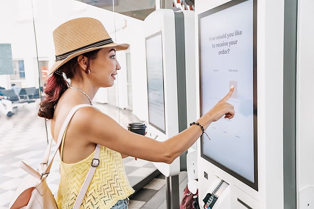 Hello Emily (Estaciones de Consulta) | Avansa